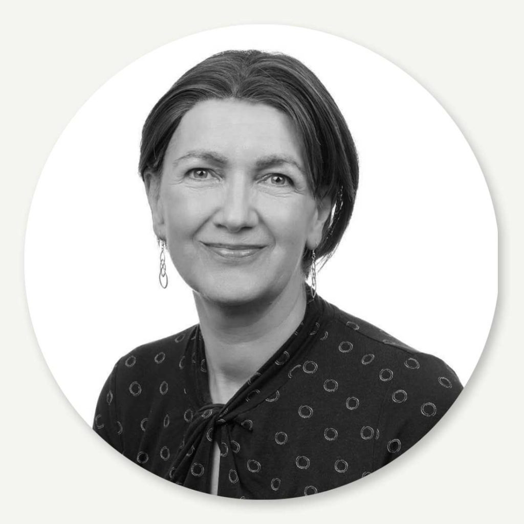 About us - Leadership Team | Qualification Check